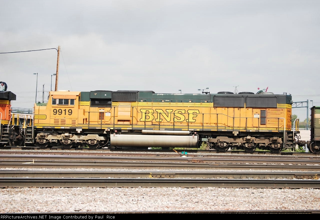 BNSF 9919